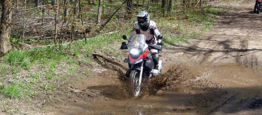 Riding Distractions to Avoid - Riders Plus Insurance